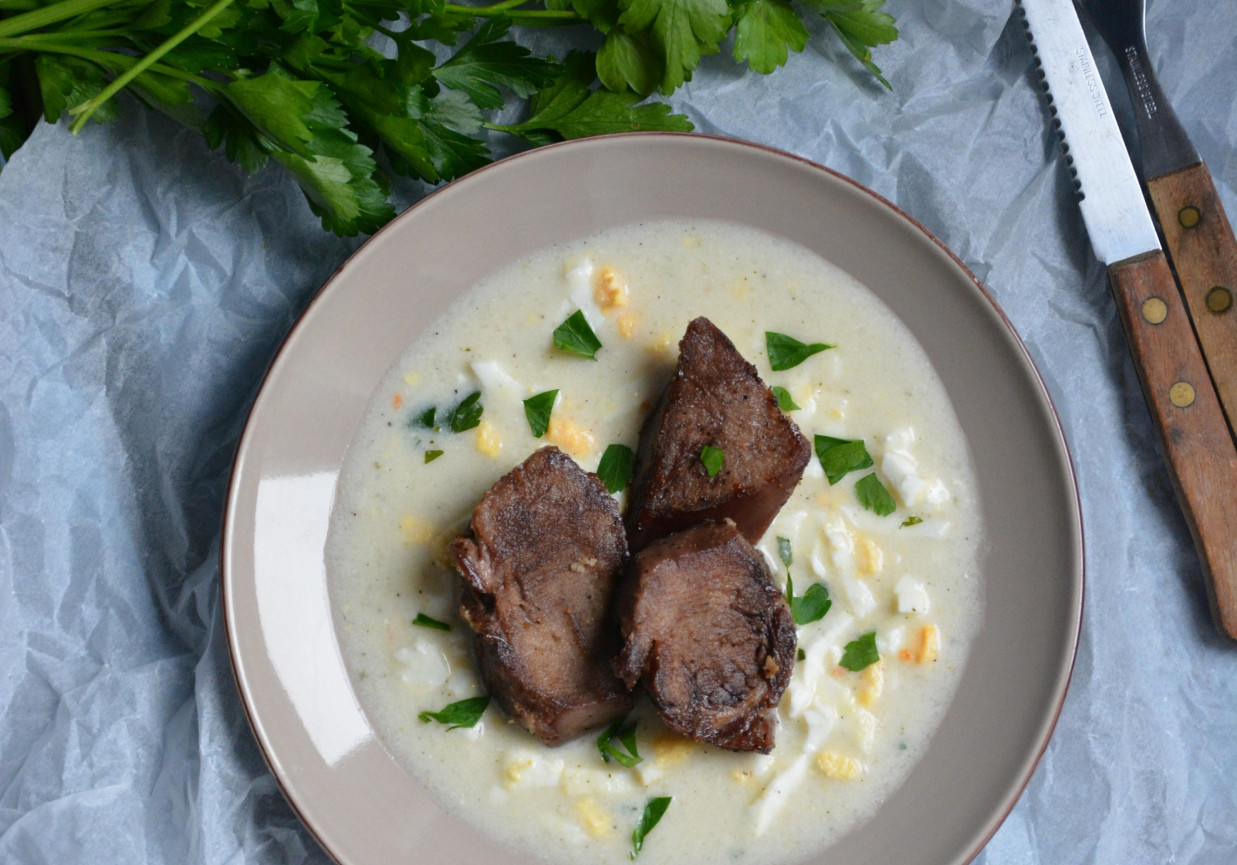 Ozory wieprzowe w sosie chrzanowo-jajecznym - DoradcaSmaku.pl