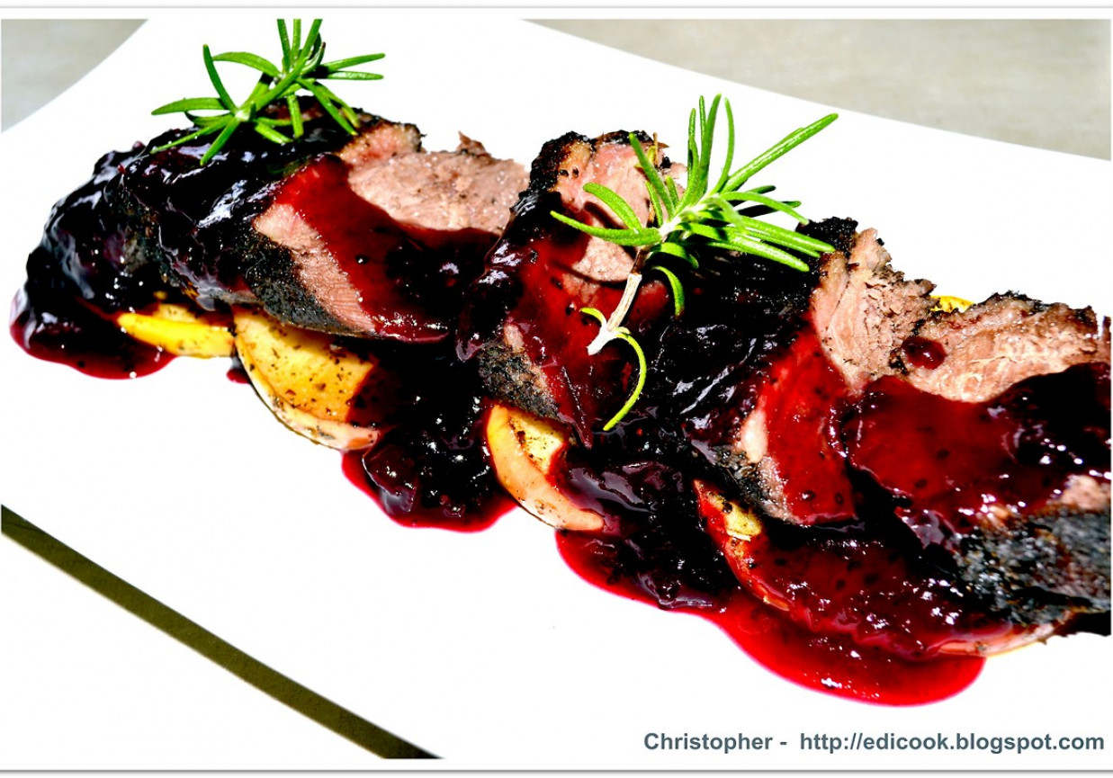 Pieczone piersi z gęsi. - DoradcaSmaku.pl