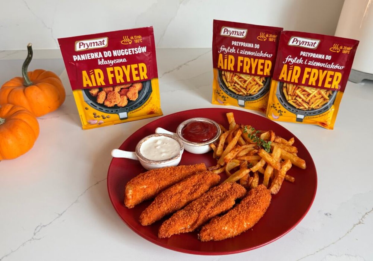 Nuggetsy w złocistej panierce z domowymi frytkami z air fryera ...