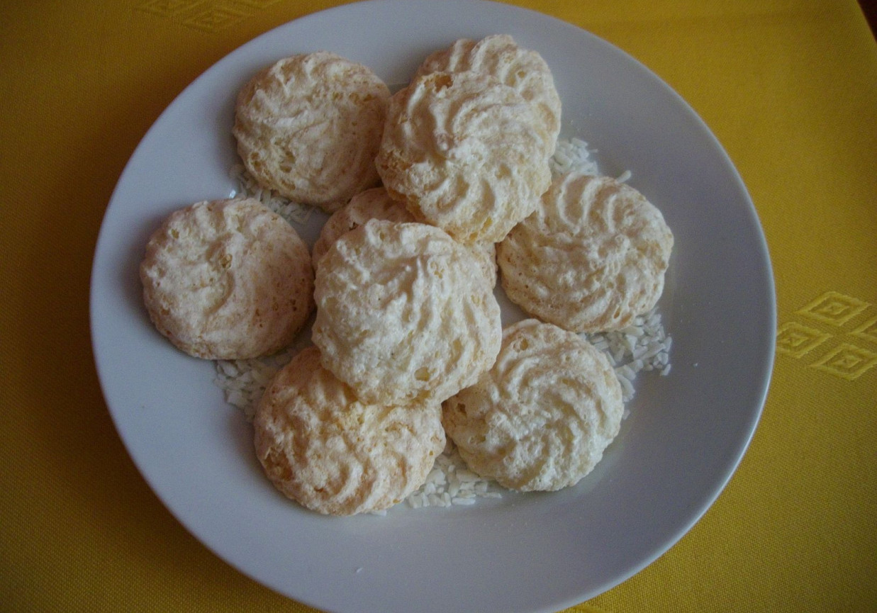 Bezy kokosowe - DoradcaSmaku.pl