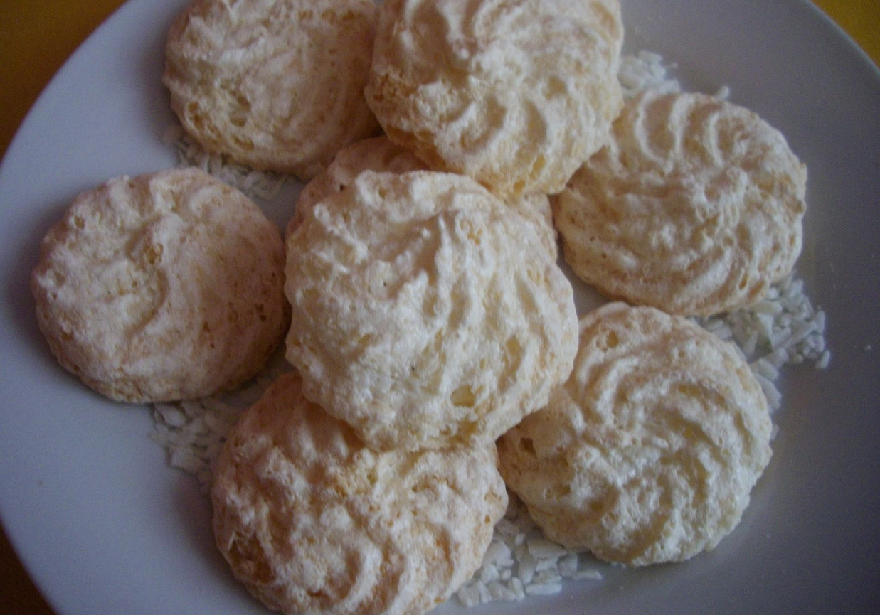 Bezy kokosowe - DoradcaSmaku.pl