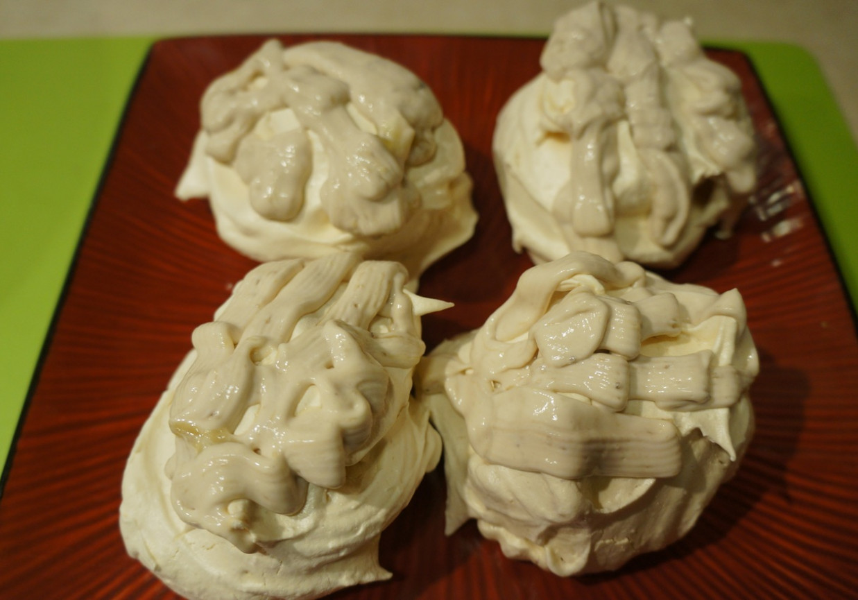 Bezy z masą bananową - DoradcaSmaku.pl