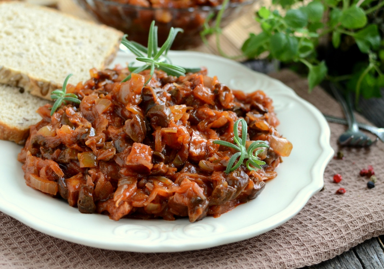 Bigos cygański z podgrzybkami - DoradcaSmaku.pl