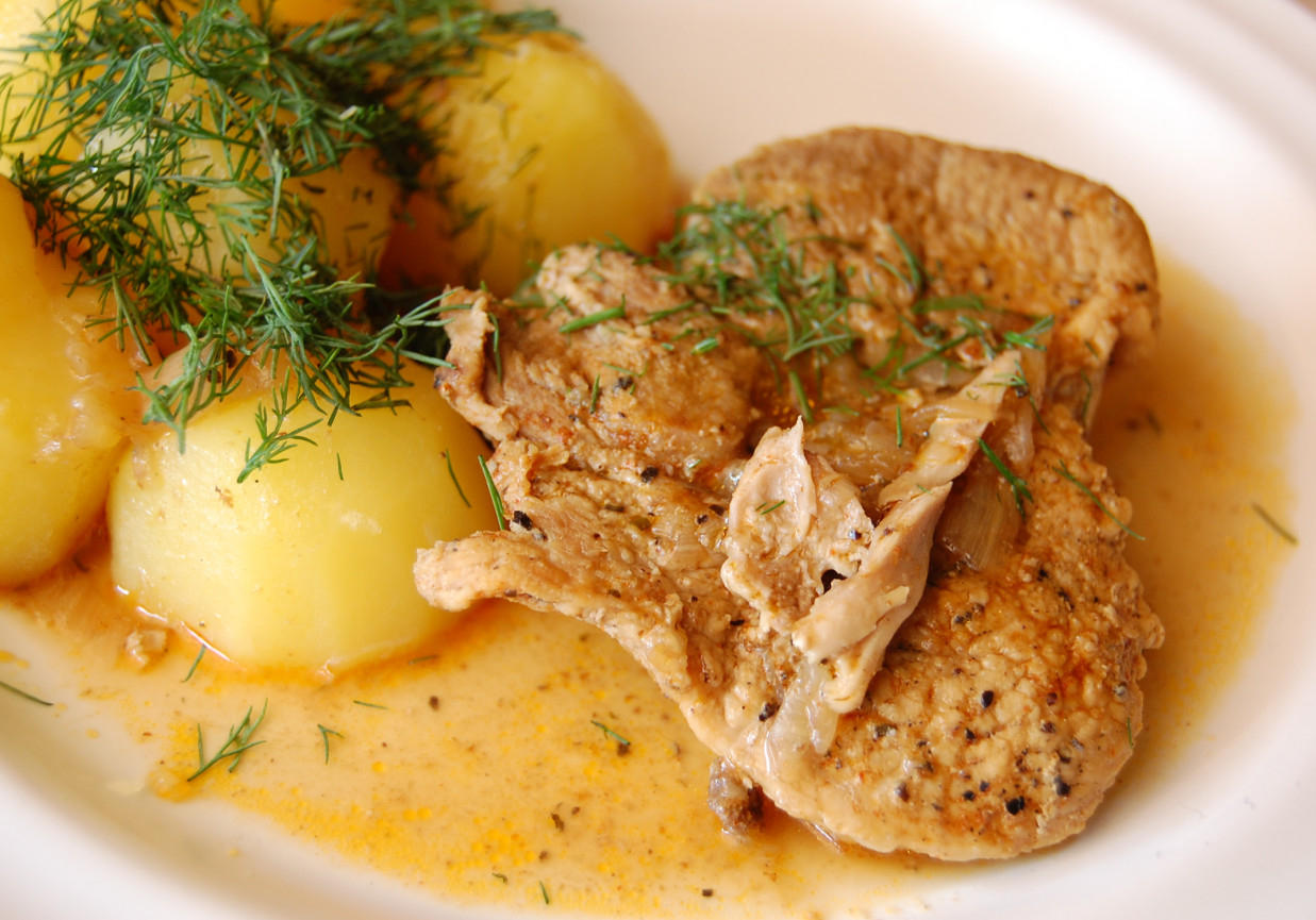 Bitki z szynki w sosie własnym - DoradcaSmaku.pl