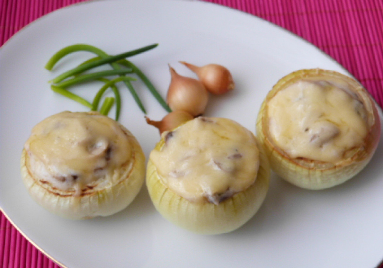 Cebula nadziewana - DoradcaSmaku.pl