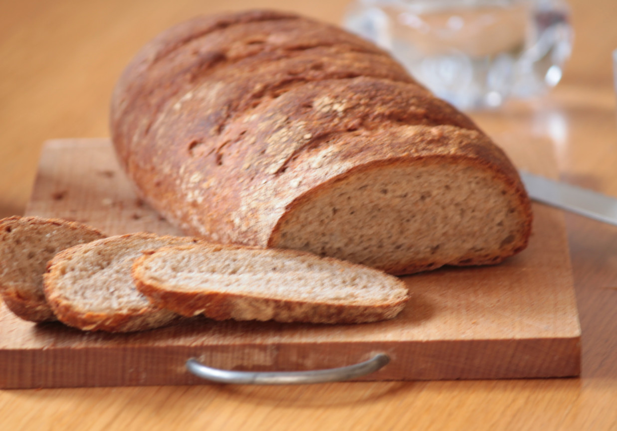 Chleb pełnoziarnisty - DoradcaSmaku.pl