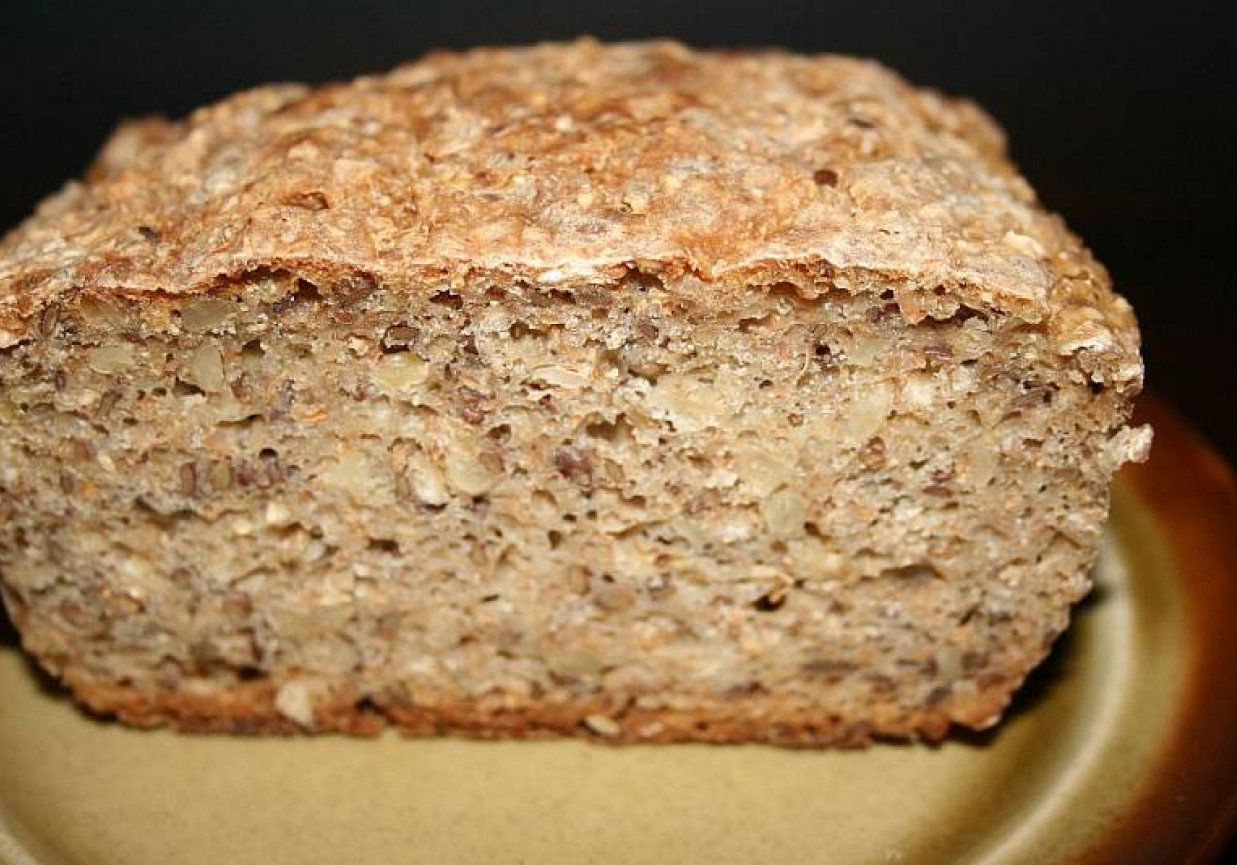 chlebek pelnoziarnisty - DoradcaSmaku.pl