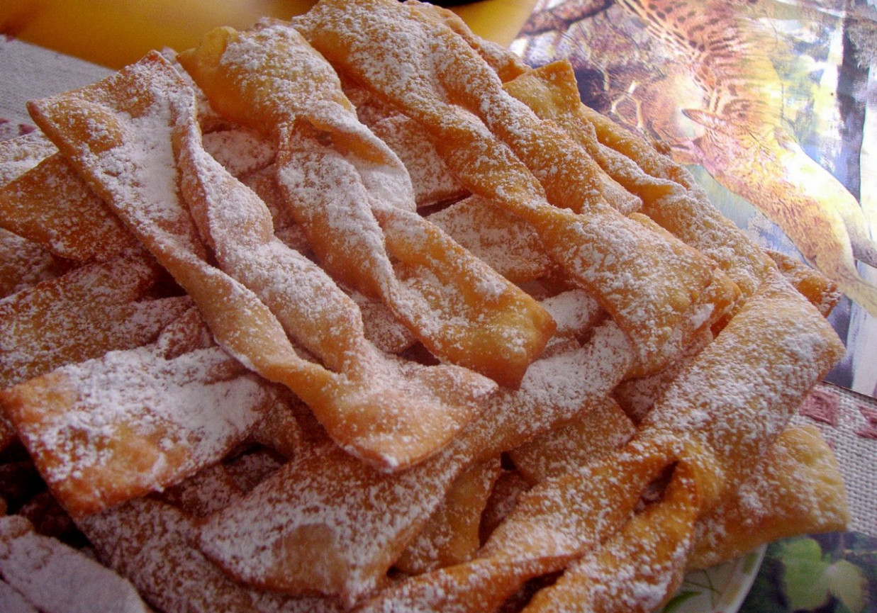 Chrupiący chrust - DoradcaSmaku.pl