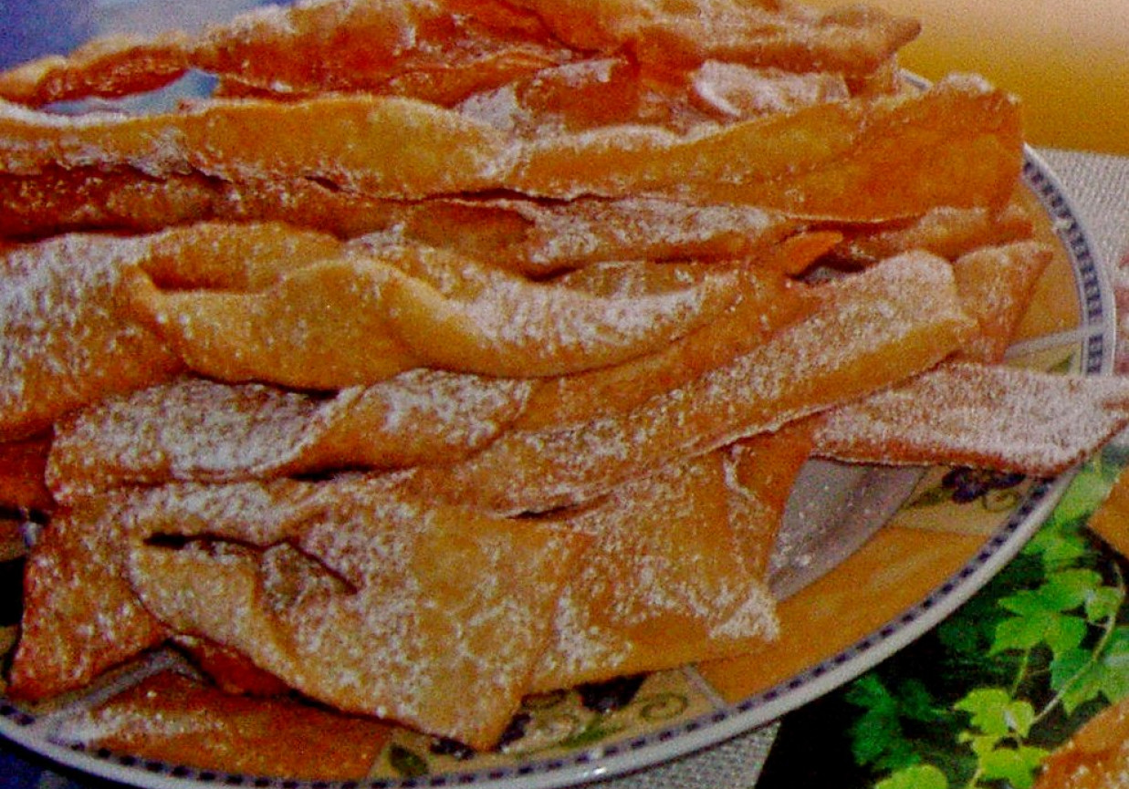 Chrupiący chrust - DoradcaSmaku.pl