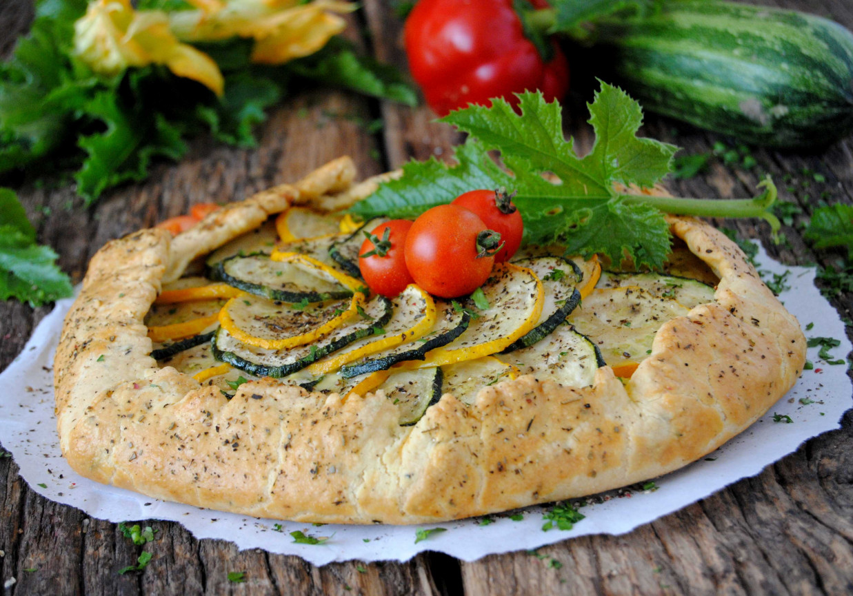 Cukiniowa tarta pieczona bez formy - DoradcaSmaku.pl