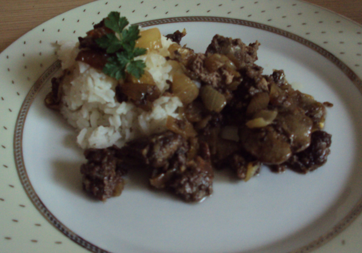 danie z wątróbką, ryżem i cebulką - DoradcaSmaku.pl
