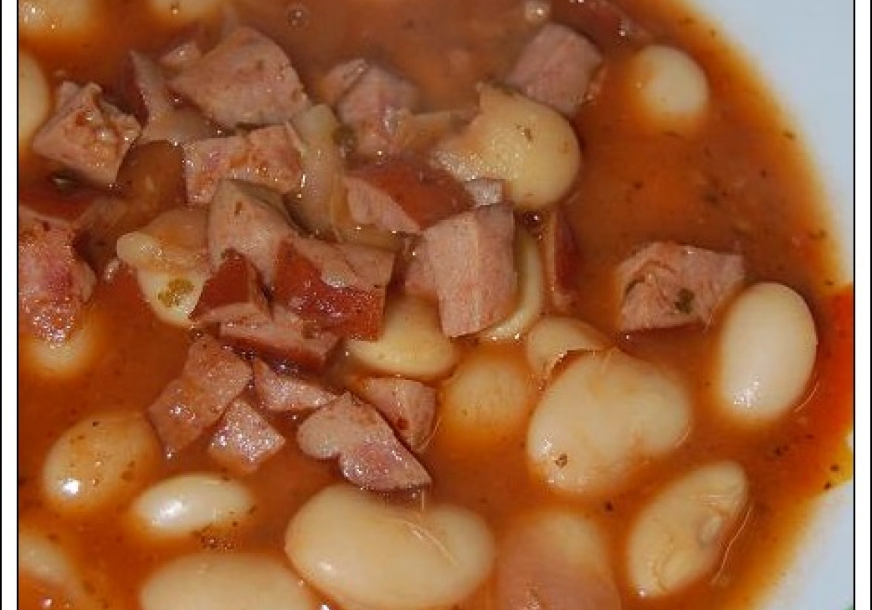 fasolka po bretońsku bardzo aromatyczna - DoradcaSmaku.pl