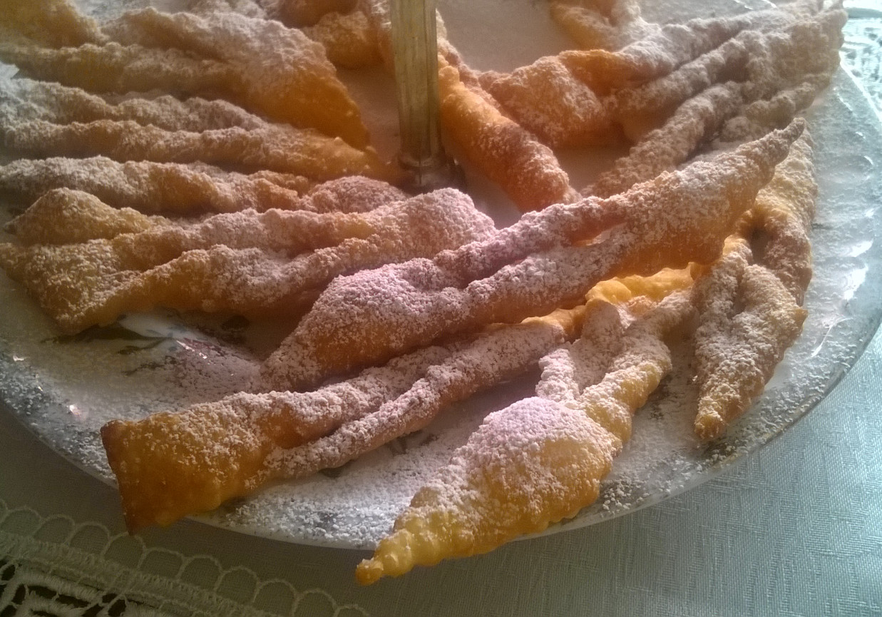 Faworki-chrust - DoradcaSmaku.pl