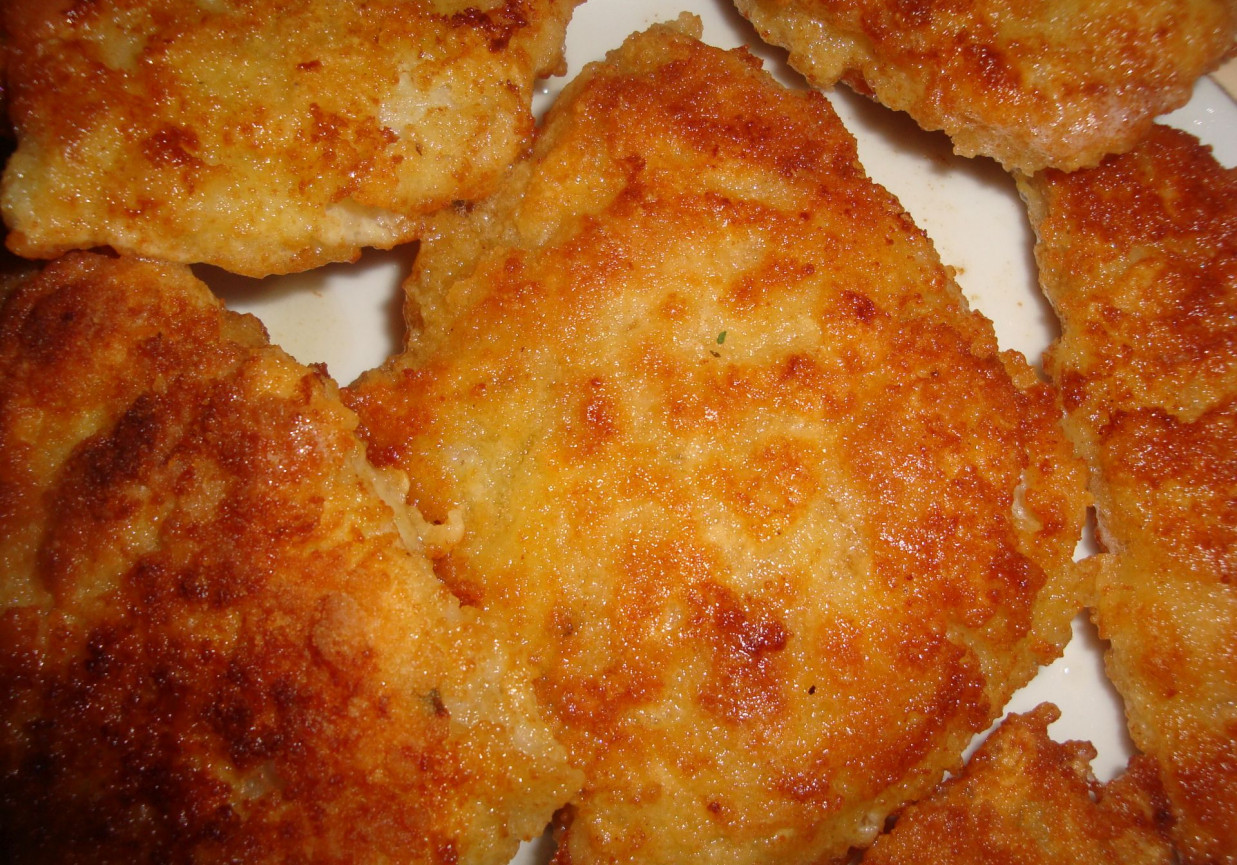 Filet rybny w panierce z bułki tartej i mąki - DoradcaSmaku.pl