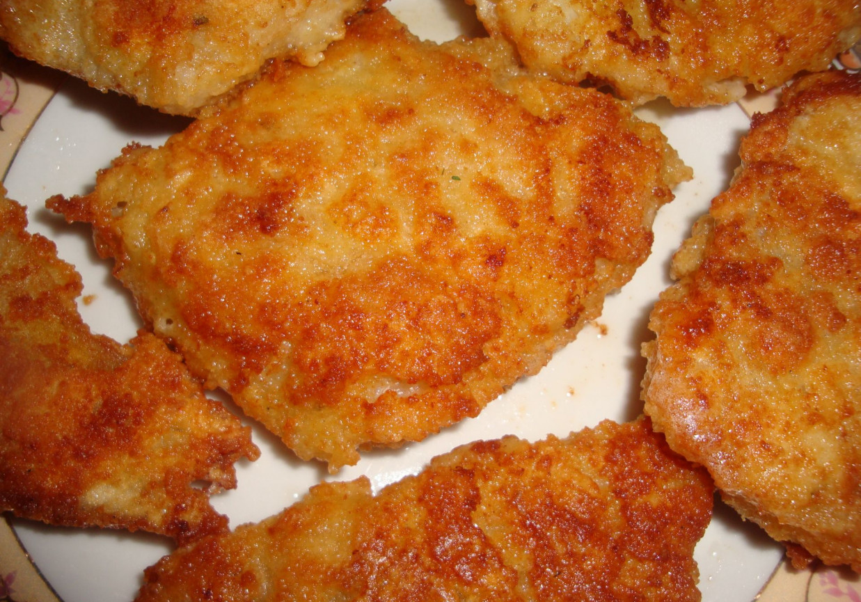 Filet rybny w panierce z bułki tartej i mąki - DoradcaSmaku.pl