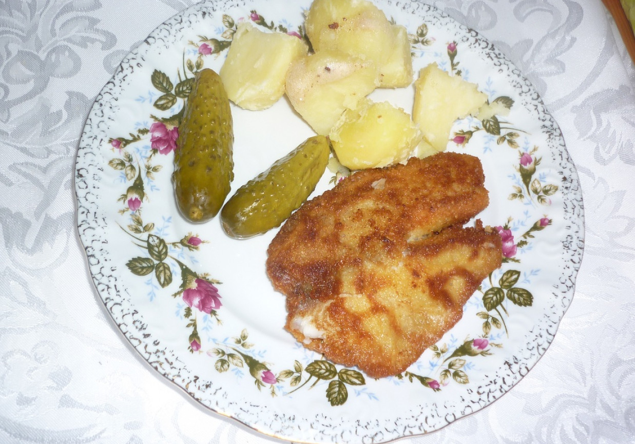 Filet z ryby smażony w panierce - DoradcaSmaku.pl