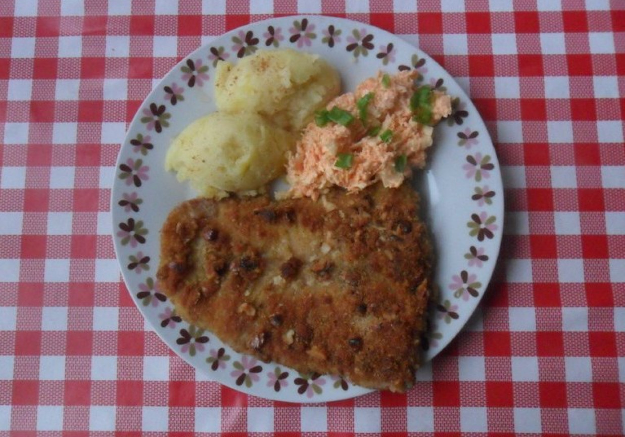 Filet z ryby w panierce z orzechami - DoradcaSmaku.pl