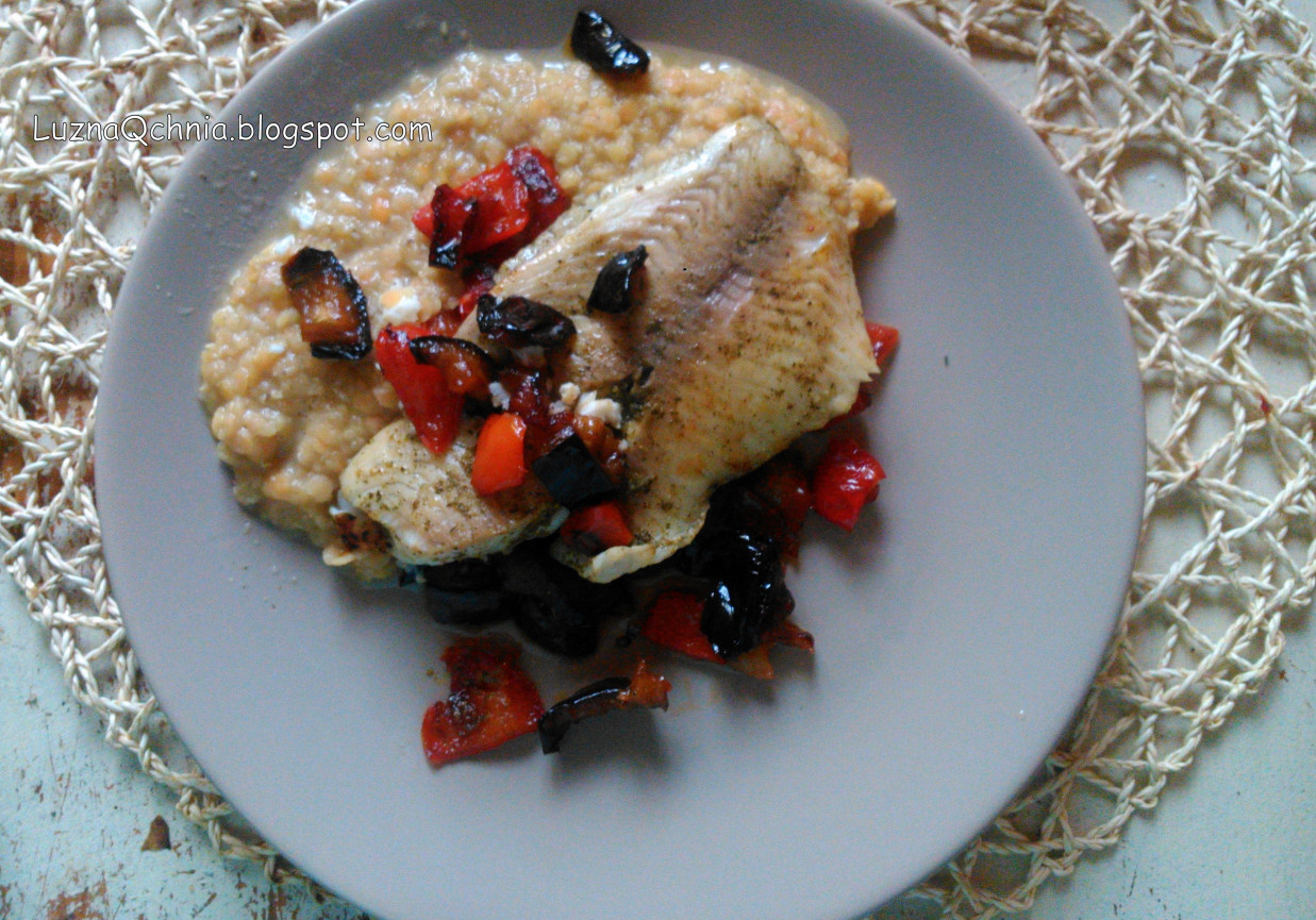 Filety z Mintaja w towarzystwie KARMELIZOWANEGO Bakłażana - DoradcaSmaku.pl