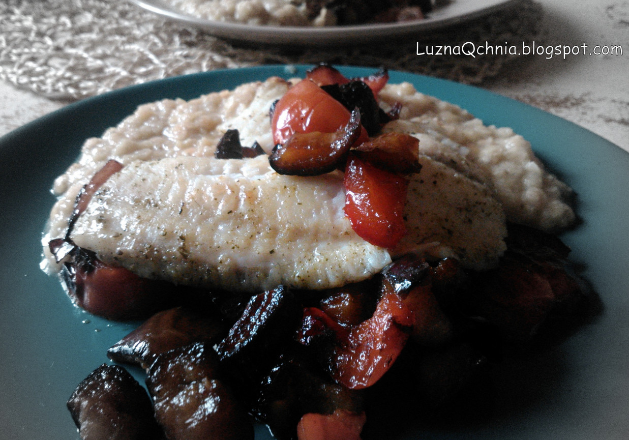 Filety z Mintaja w towarzystwie KARMELIZOWANEGO Bakłażana - DoradcaSmaku.pl