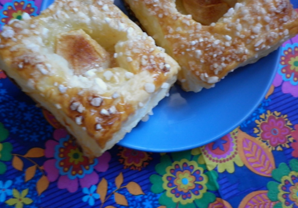 Francuskie z jabłkiem pod perlistym cukrem. - DoradcaSmaku.pl