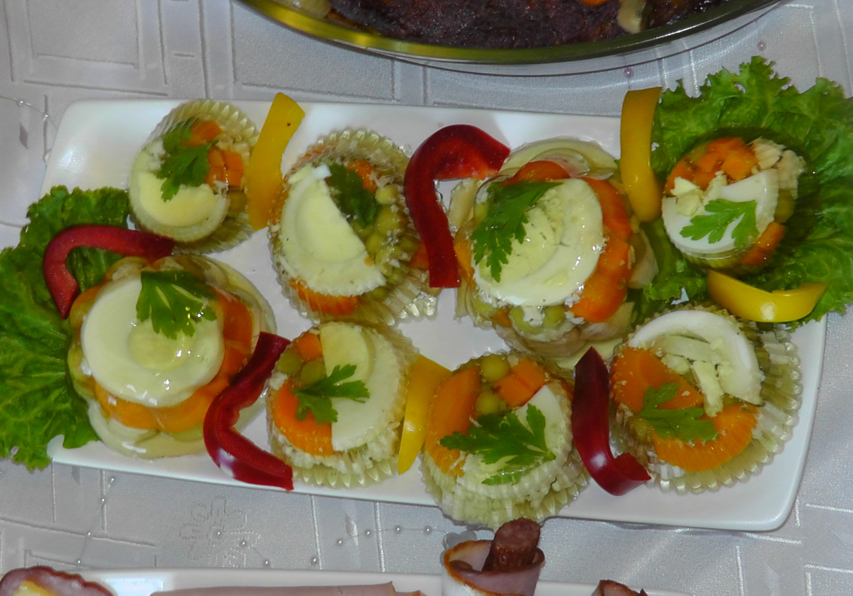 Galaretka drobiowa | Przepis - DoradcaSmaku.pl