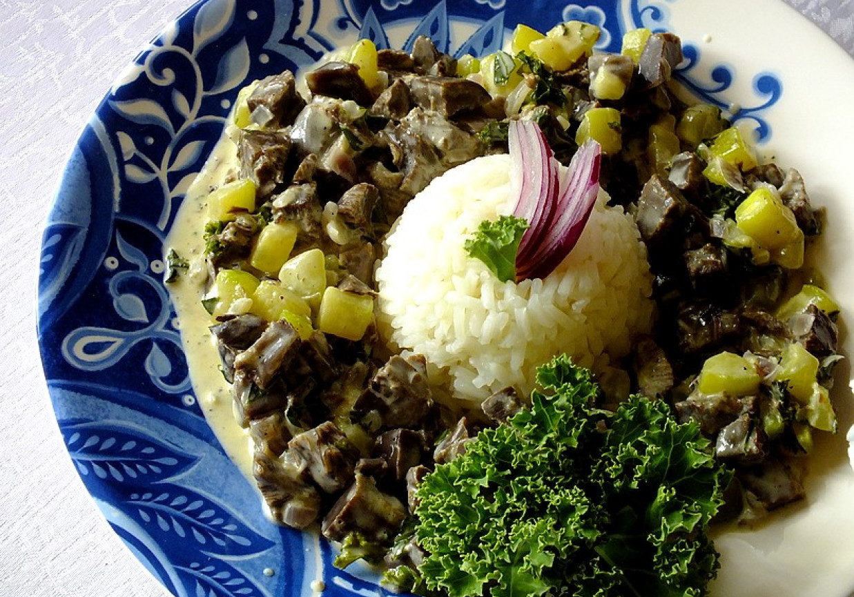 Gęsie żołądki w sosie cukiniowo-jarmużowym - DoradcaSmaku.pl