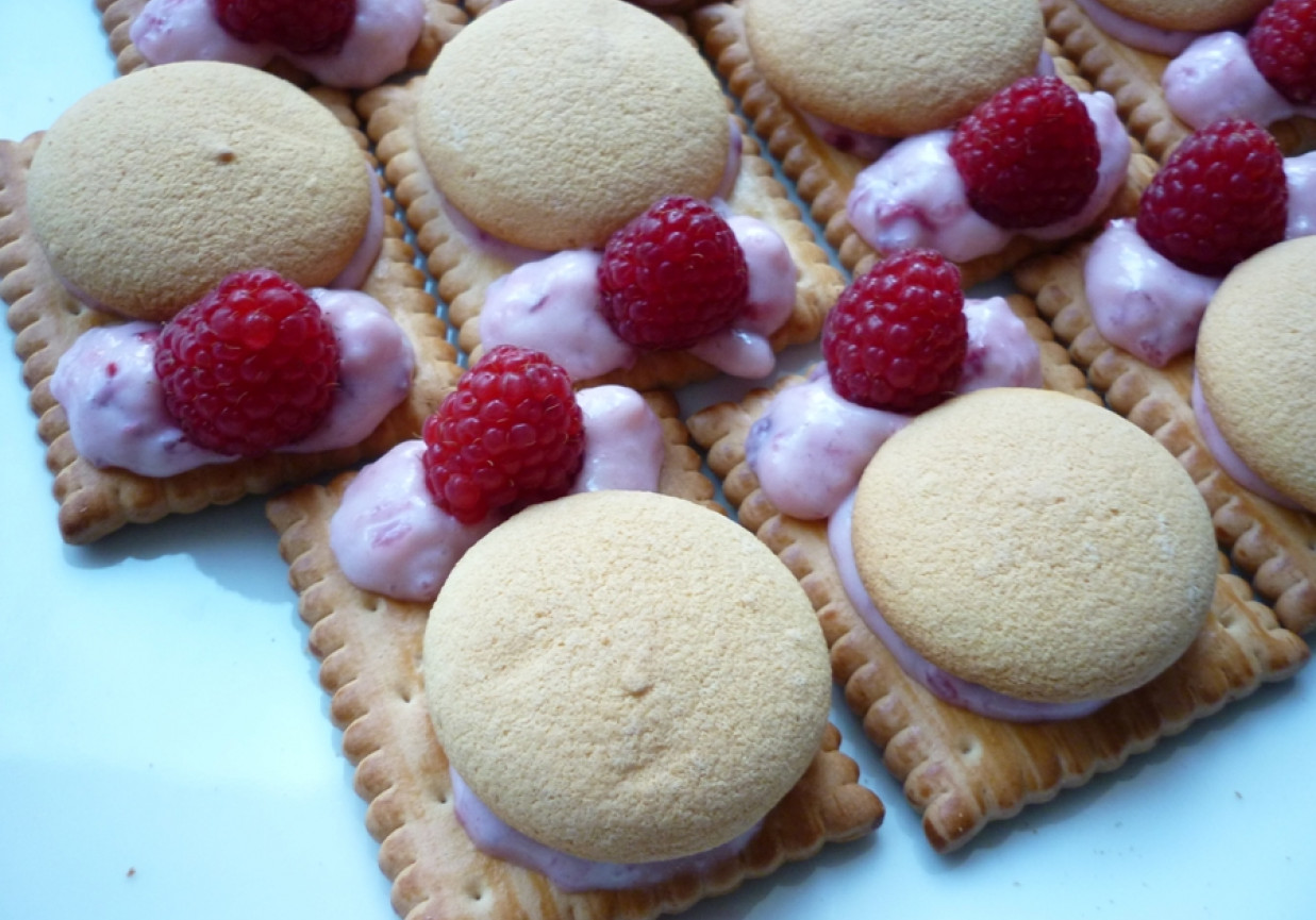 Herbatniki z malinami - DoradcaSmaku.pl