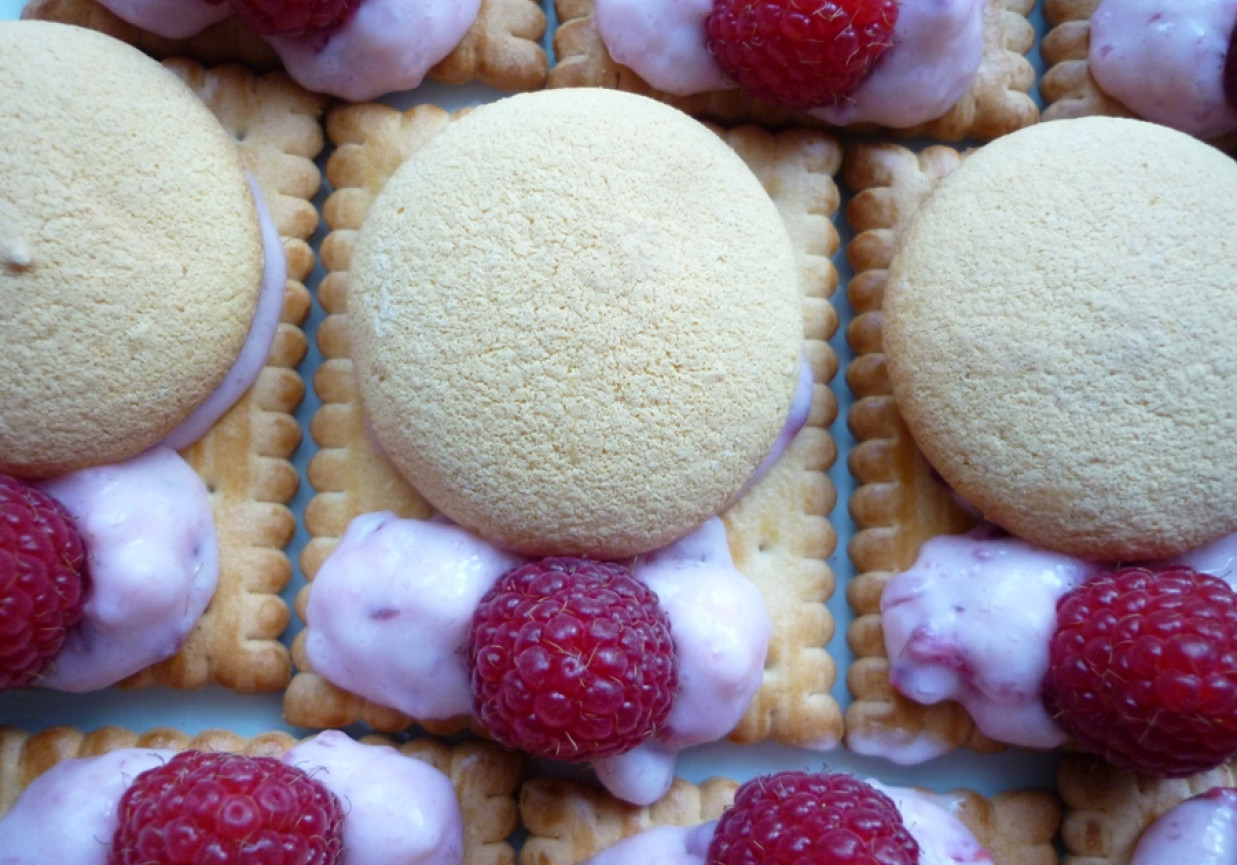 Herbatniki z malinami - DoradcaSmaku.pl