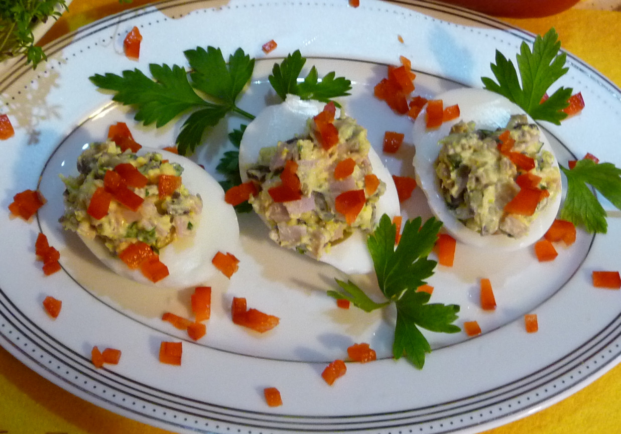 Jajka faszerowane opieńkami - DoradcaSmaku.pl