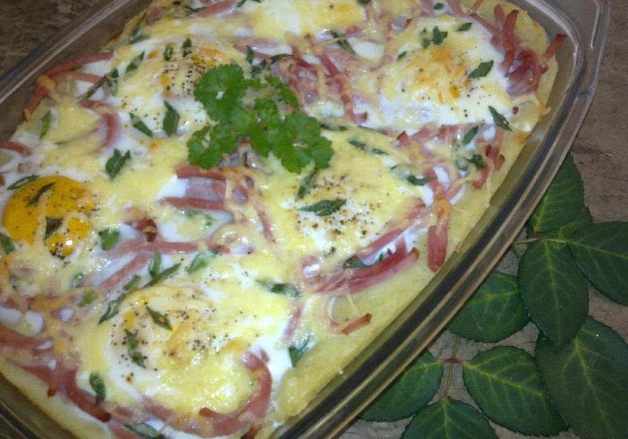 Jajka sadzone z piekarnika - DoradcaSmaku.pl