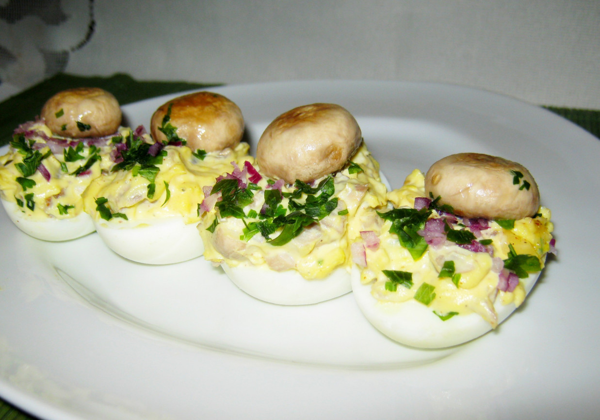 Jajka z pieczarkami - DoradcaSmaku.pl