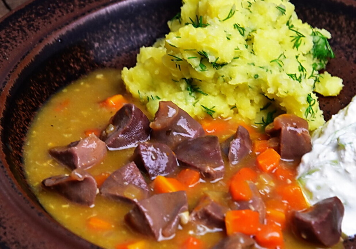 Kacze pipki w sosie własnym - DoradcaSmaku.pl