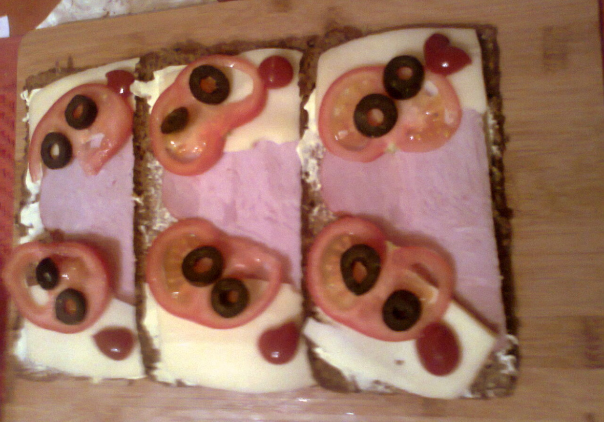 kanapki kolacyjne z żytniego chleba - DoradcaSmaku.pl