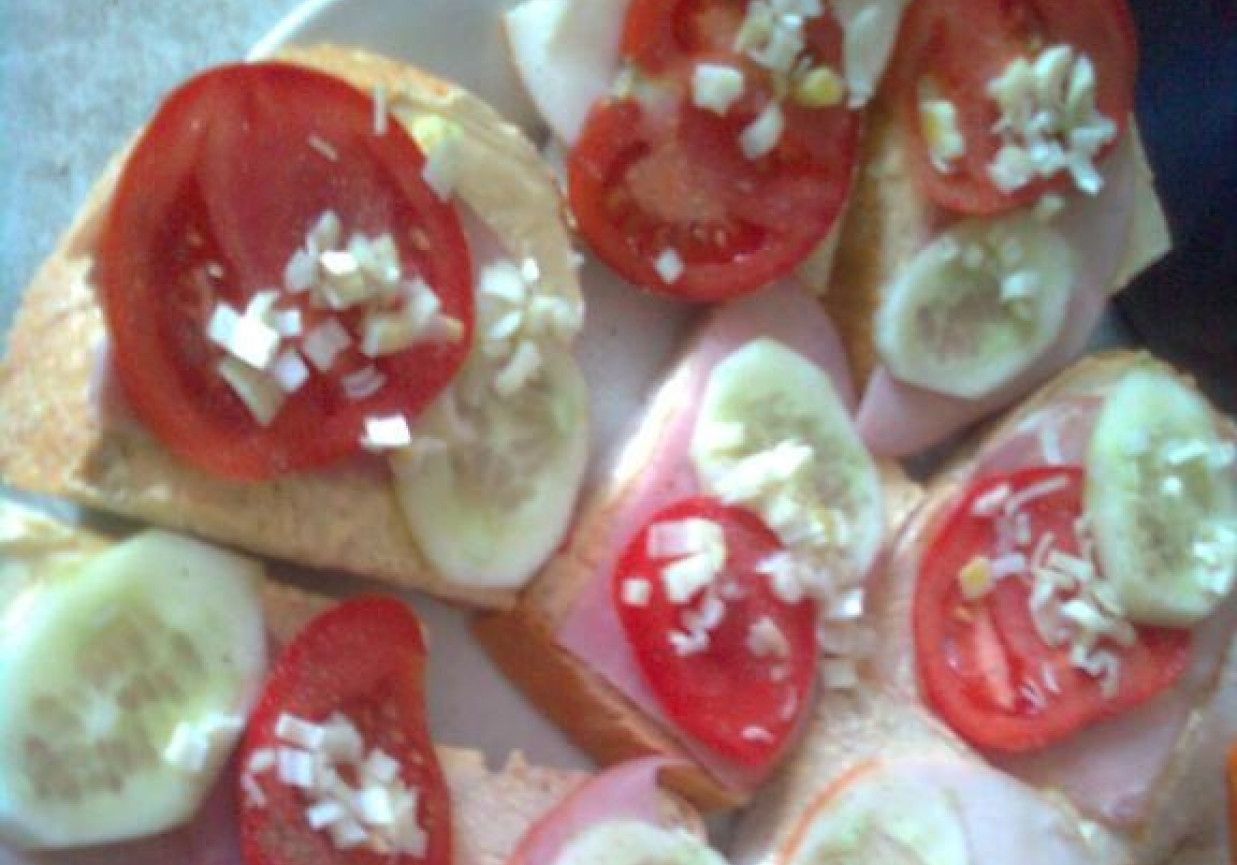 Kanapki wiosenne - DoradcaSmaku.pl