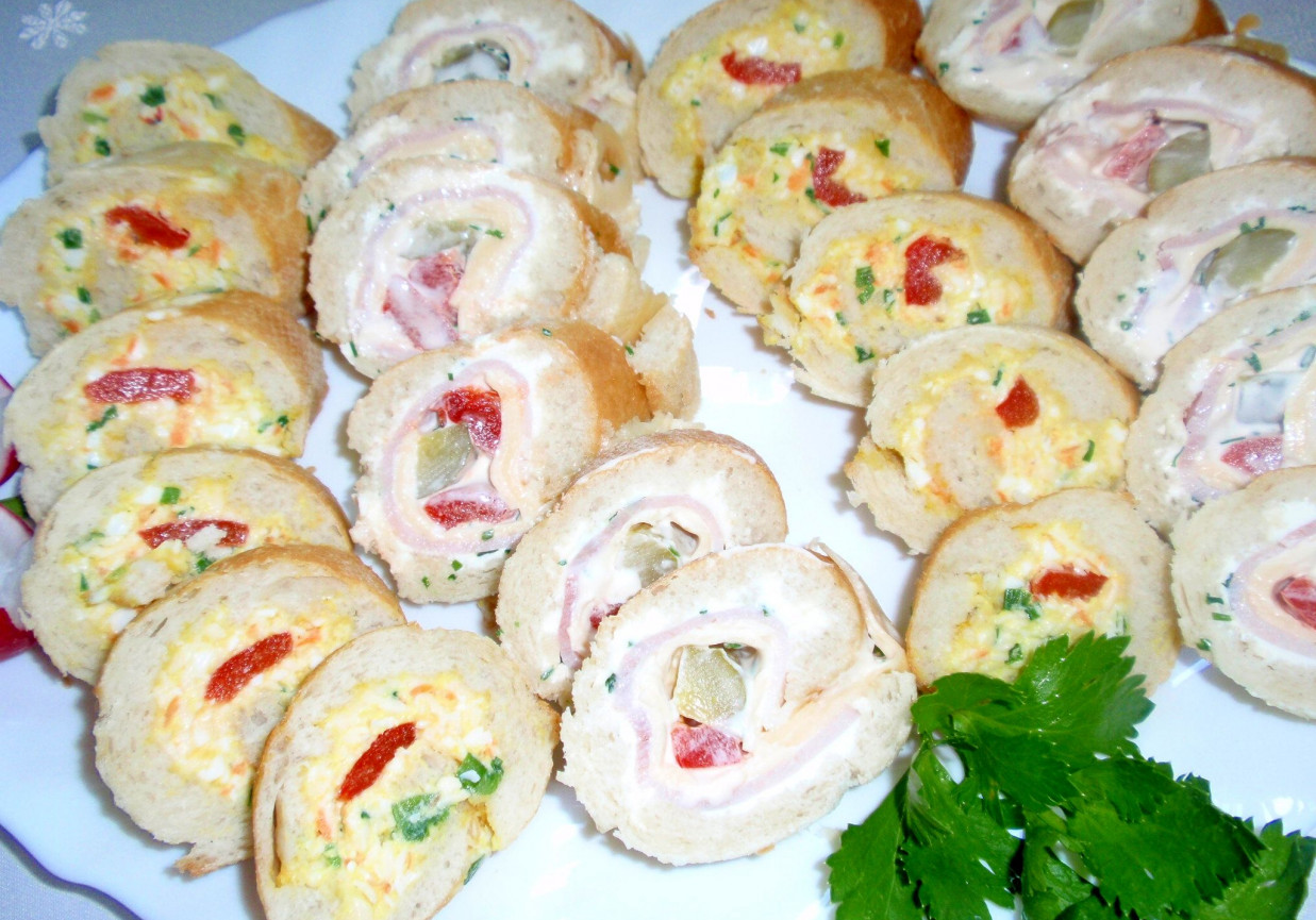 Kanapki z bagietki z pastą serowo jajeczną - DoradcaSmaku.pl