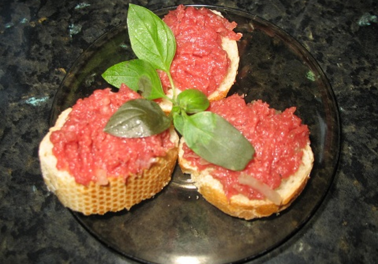 Kanapki z tatarem - DoradcaSmaku.pl