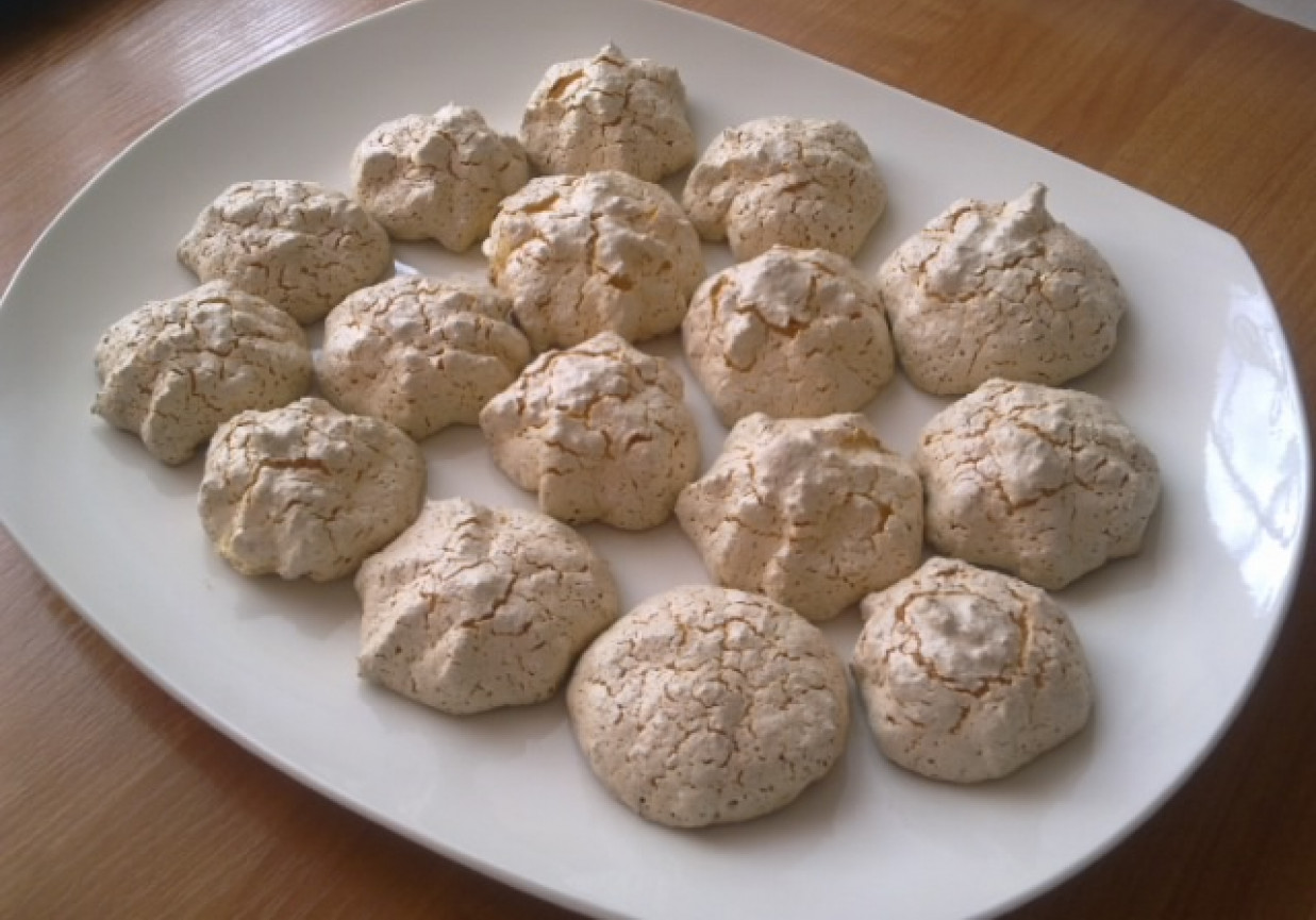 Kokosowe Bezy z Rumem - DoradcaSmaku.pl