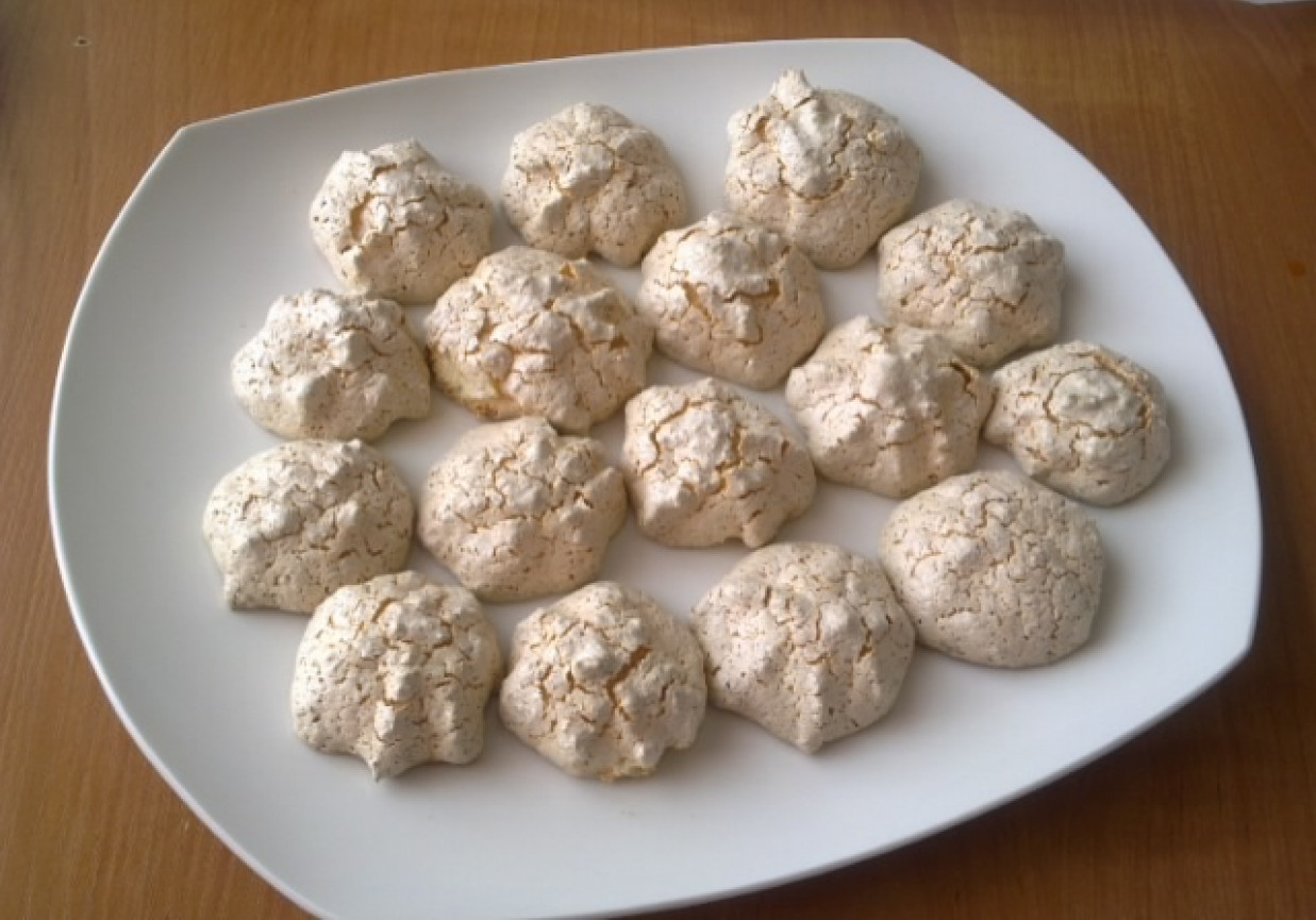 Kokosowe Bezy z Rumem - DoradcaSmaku.pl