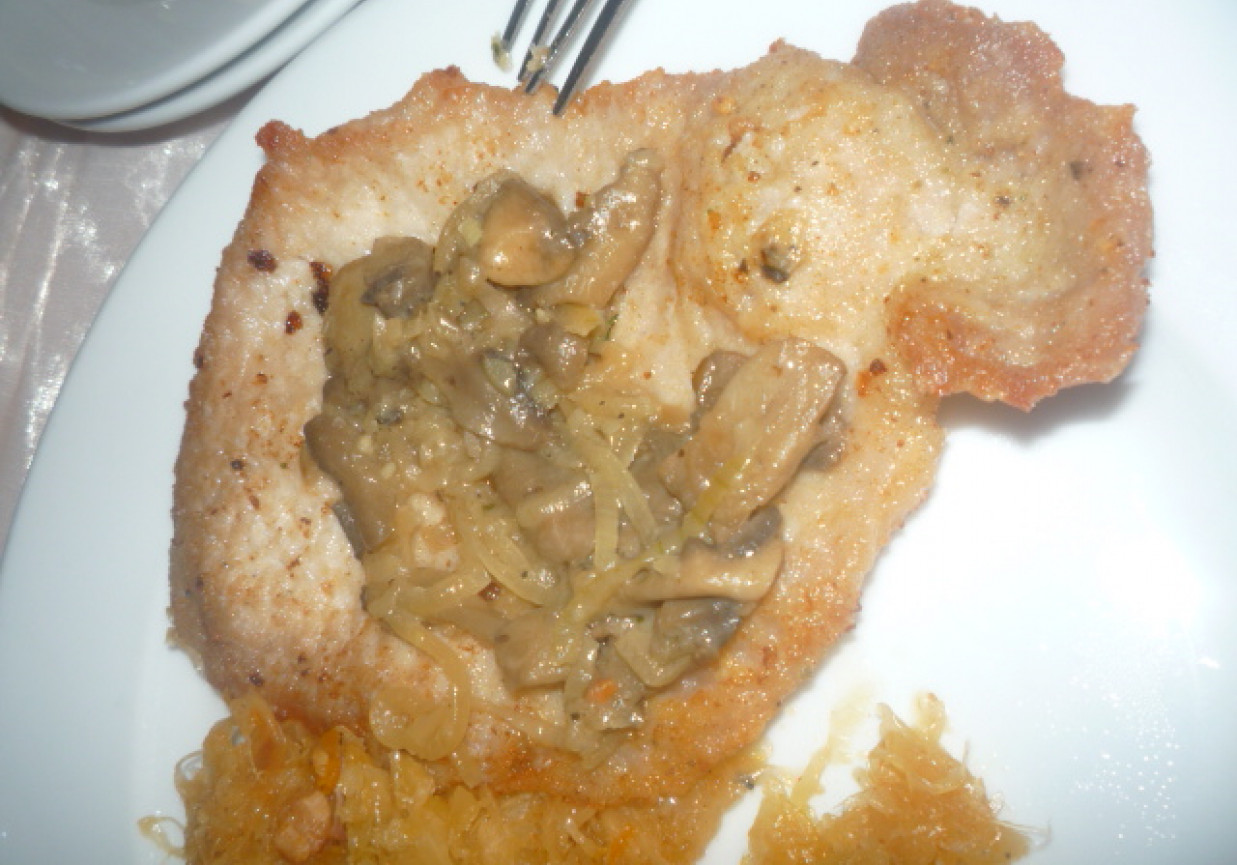 kotlet z pieczarkami i cebulą - DoradcaSmaku.pl