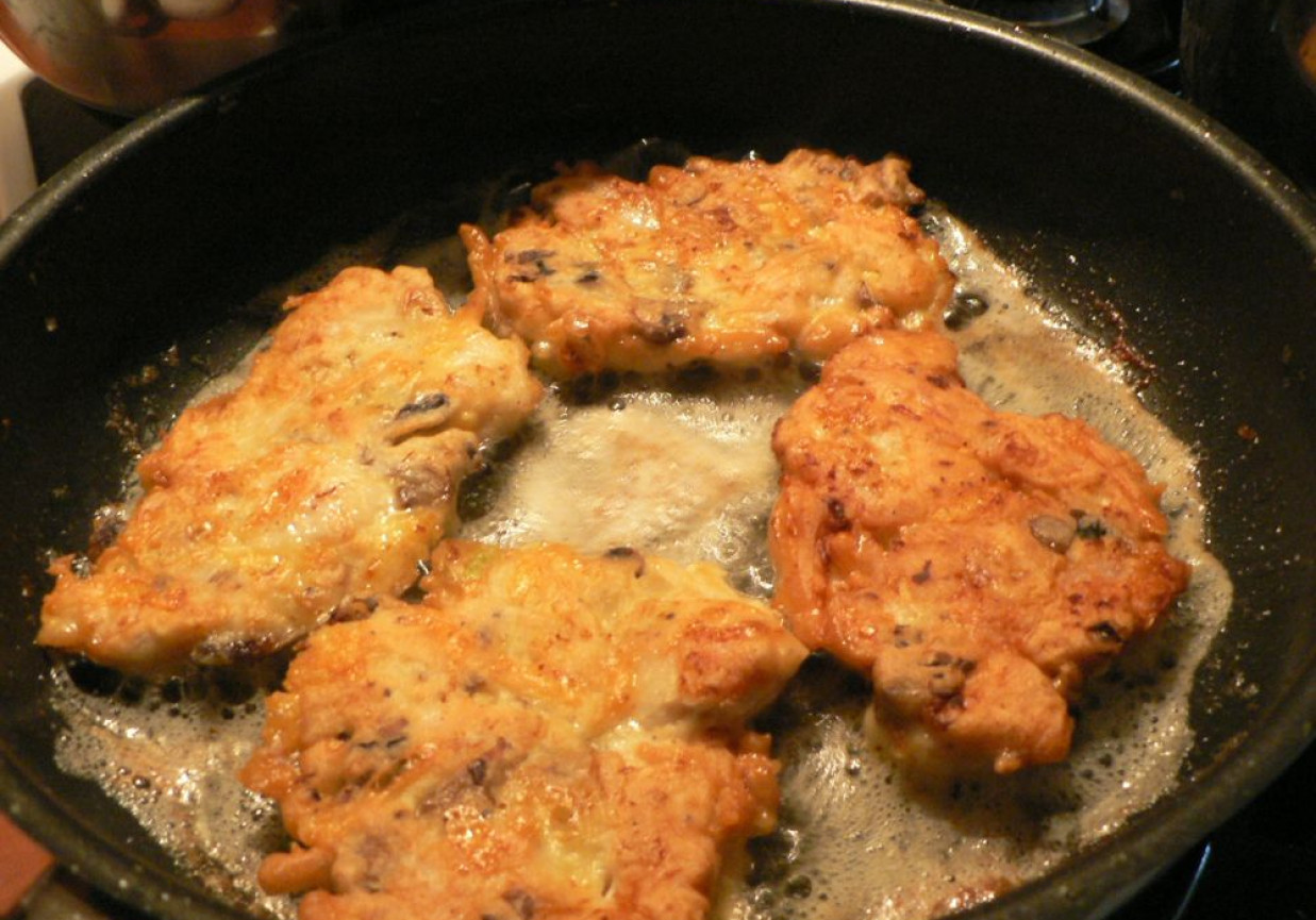 Kotlety z pieczarkami i serem żółtym - DoradcaSmaku.pl