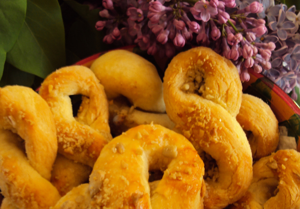 Kruche precelki z ziarnem słonecznika - DoradcaSmaku.pl