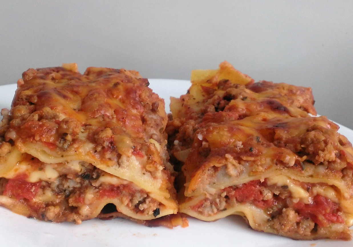 Lazania (Lasagne) - DoradcaSmaku.pl