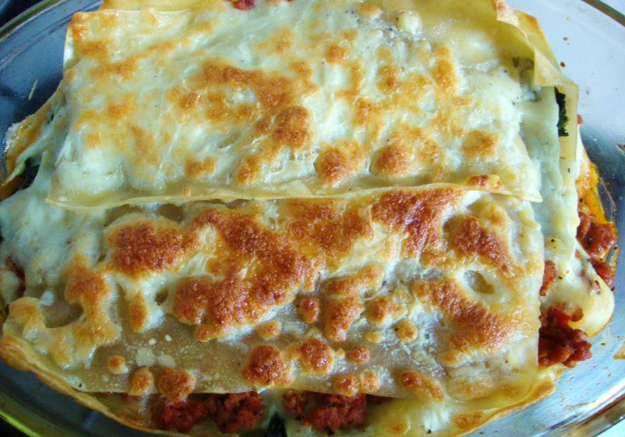 Lazania z mięsem indyczym i szpinakiem - DoradcaSmaku.pl