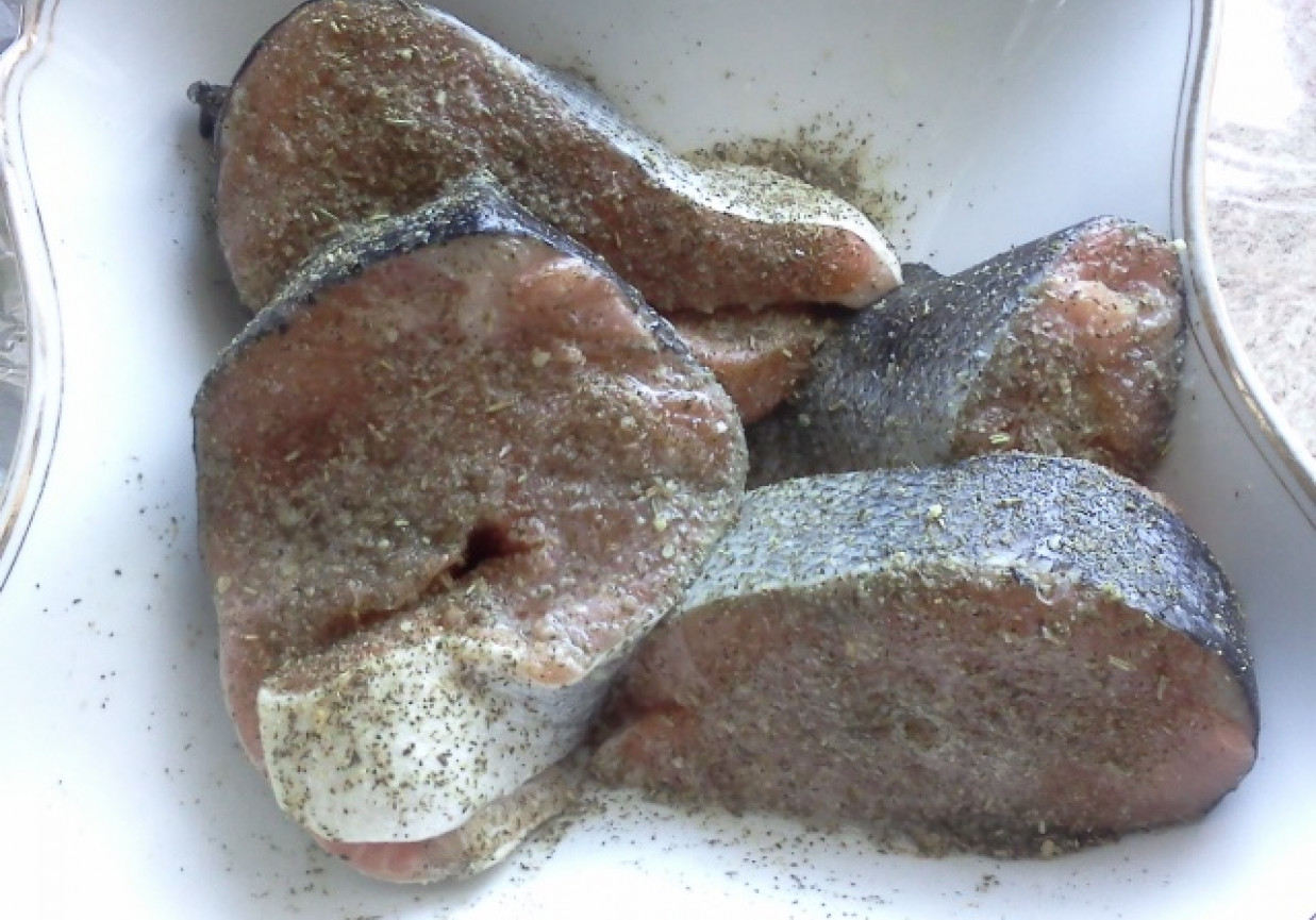 Łosoś grillowany w folii - DoradcaSmaku.pl