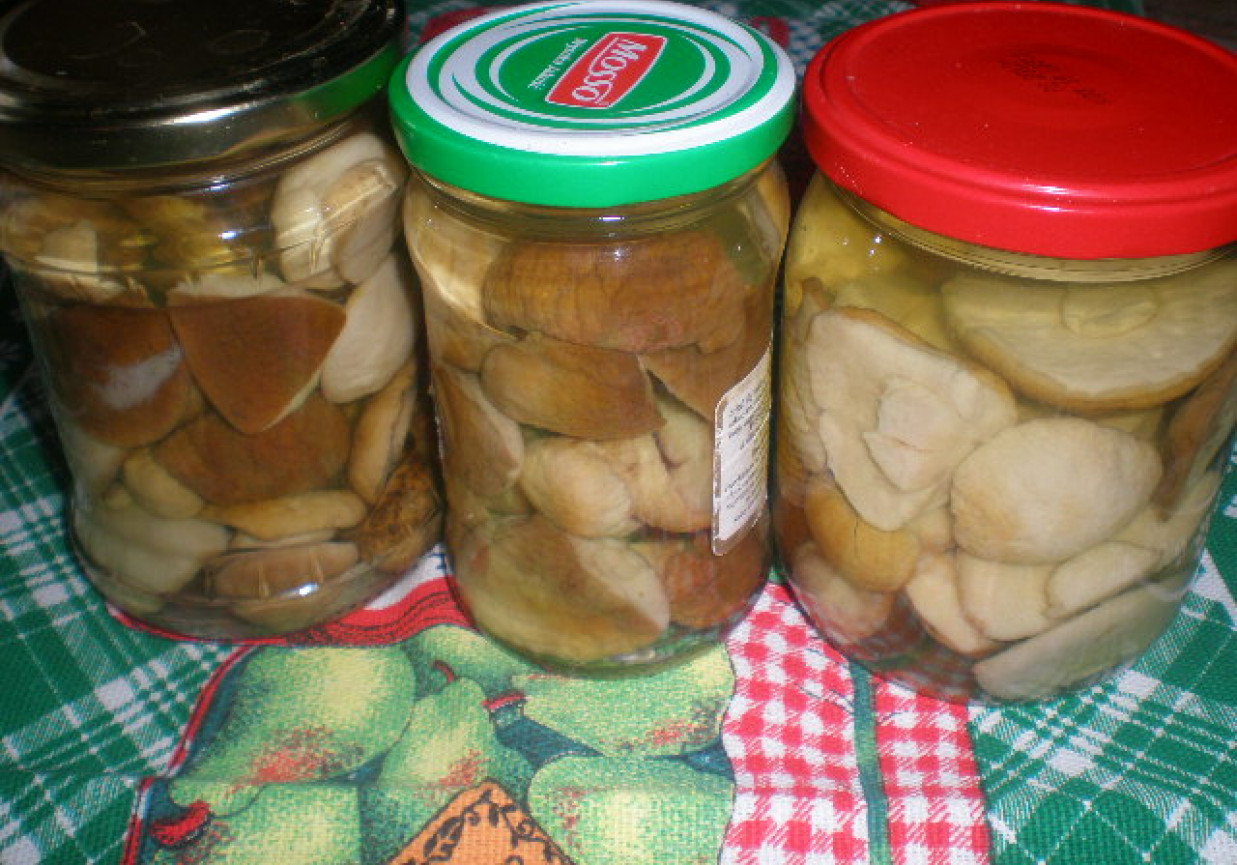 Marynowane grzyby: borowiki i podgrzybki - DoradcaSmaku.pl
