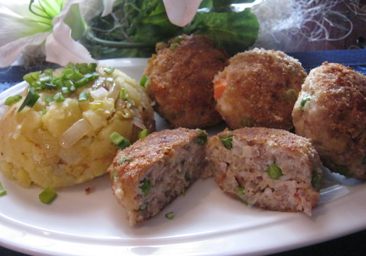 Mielone z ryżem, marchewką i groszkiem - DoradcaSmaku.pl