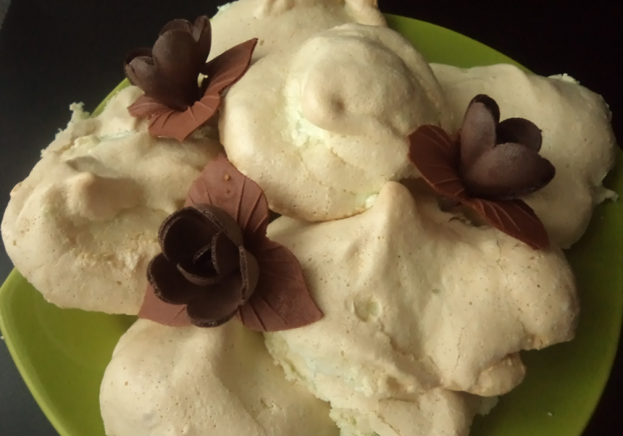 MIĘTOWE BEZY - DoradcaSmaku.pl