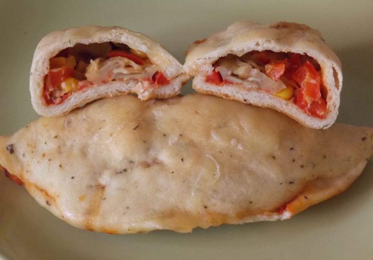 Mini calzone z warzywami - DoradcaSmaku.pl