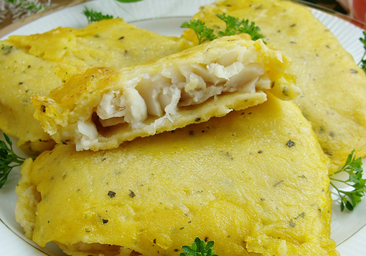 Mintaj w kukurydziano ziołowym cieście - DoradcaSmaku.pl