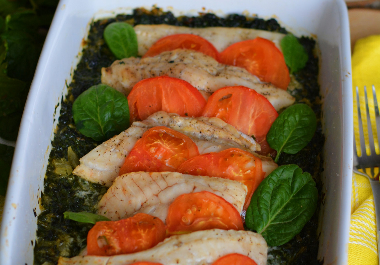 Morszczuk na szpinaku - DoradcaSmaku.pl